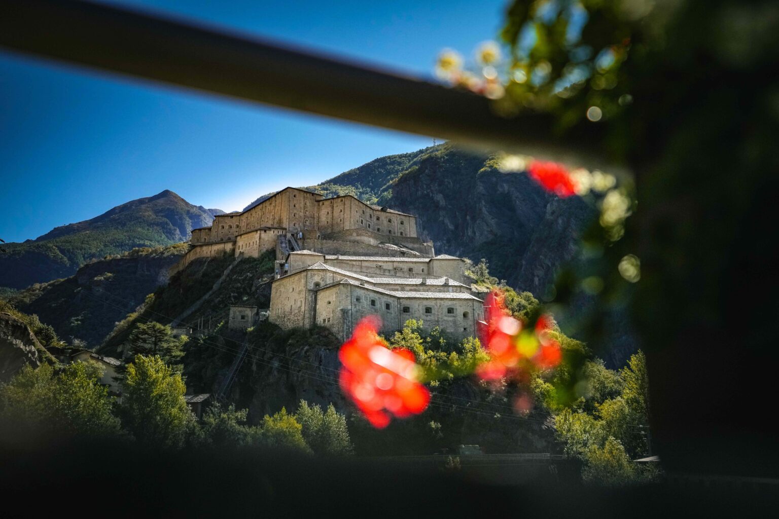 Le bourg de Bard et son fort à Aoste en Italie - Vivre en Haute-Savoie